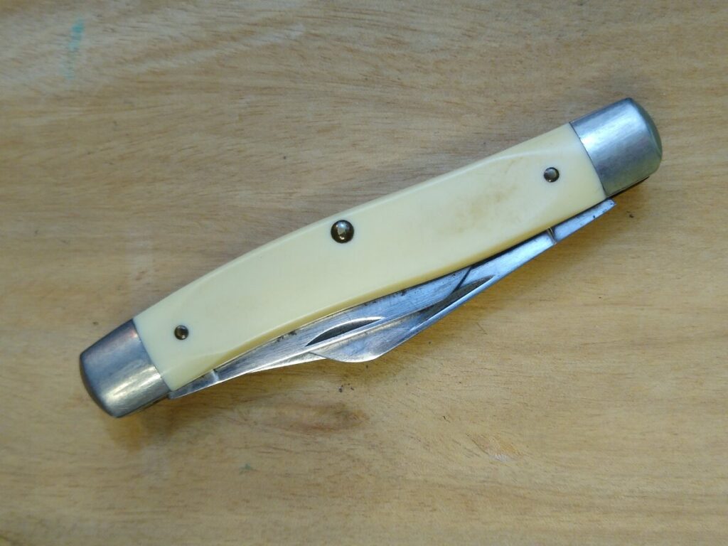 Vintage Frontier Imperial U.S.A. 4432 – Large Stockman 3 blade Pocket ...