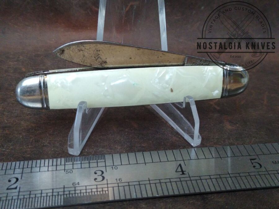 Vintage Imperial Gravity Lock/Trick Close Pocket Knife with Mother Of ...
